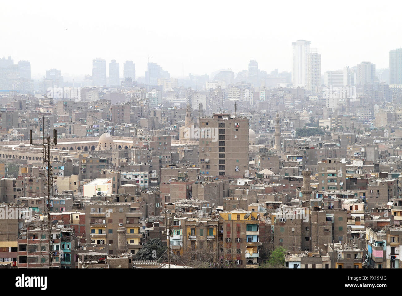 Cairo slums hi-res stock photography and images - Alamy
