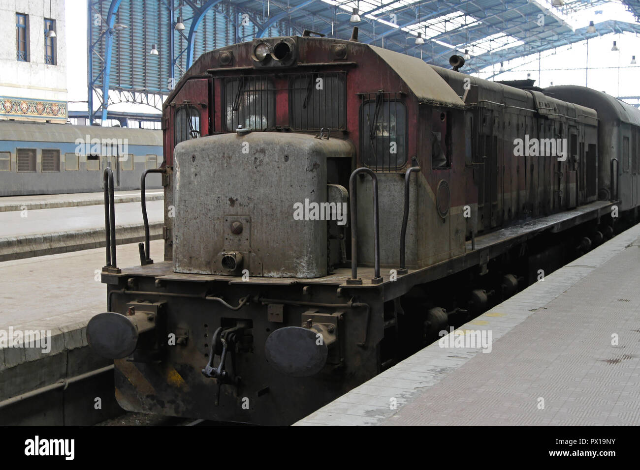 Egypt train locomotive hi-res stock photography and images - Alamy