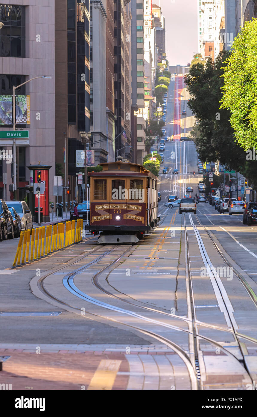 The iconic Cable Car on California Street in San Francisco,California ...