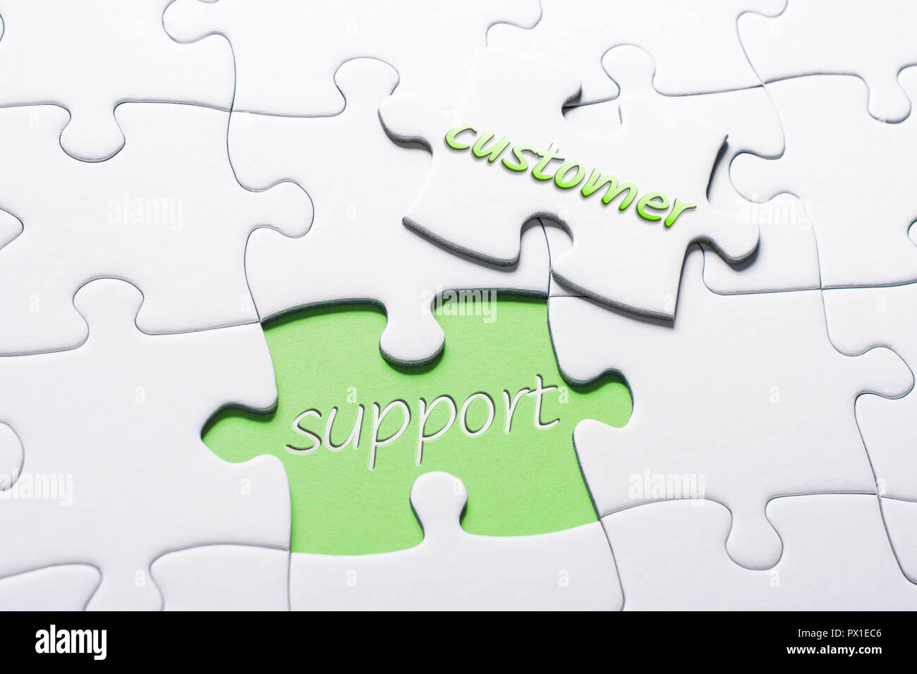 Chat puzzle pieces hi-res stock photography and images - Alamy