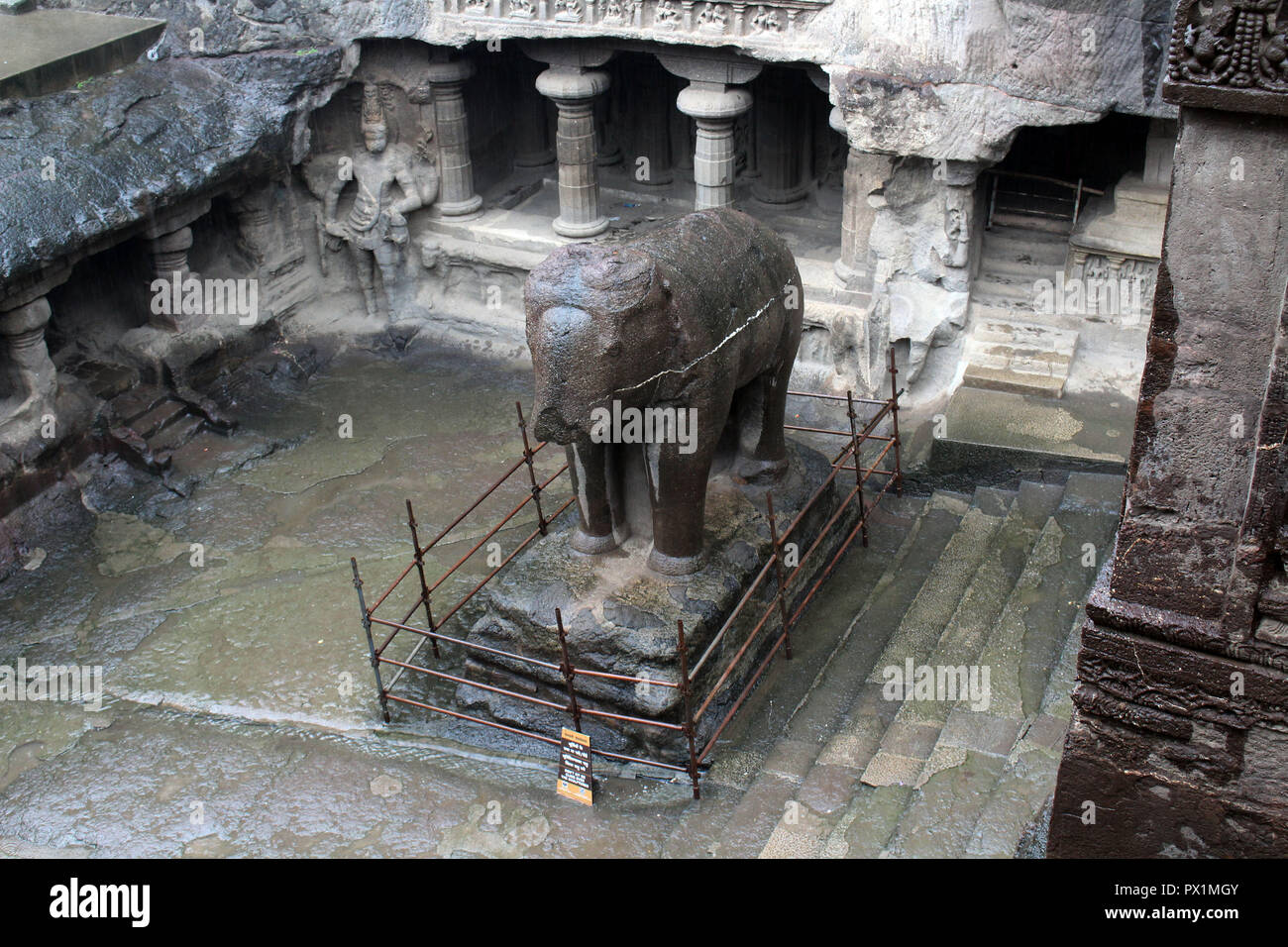 The unbeliavable details of Kailasa Temple of Ellora caves, the rock ...