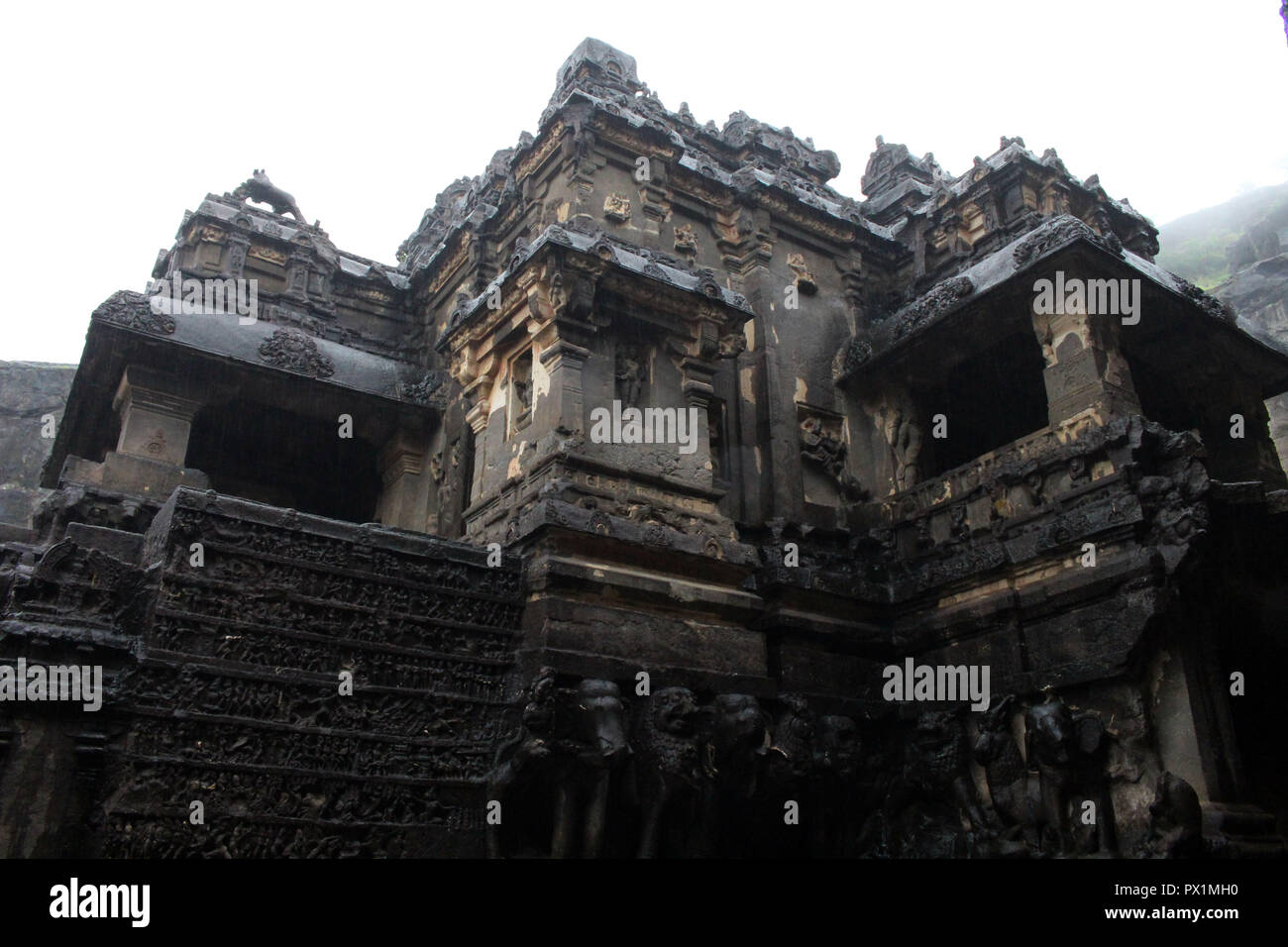 The unbeliavable details of Kailasa Temple of Ellora caves, the rock ...