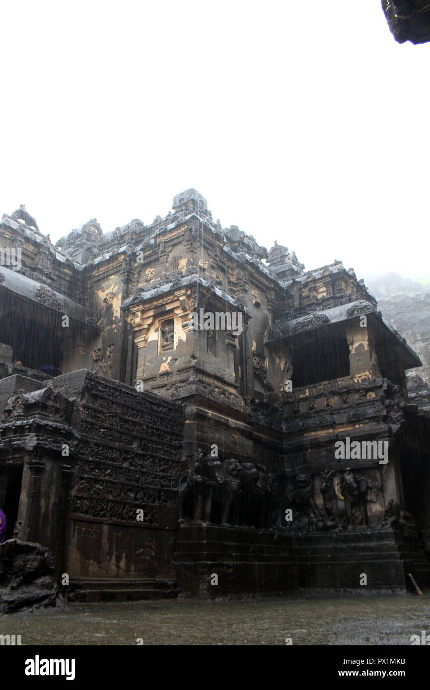 The unbeliavable details of Kailasa Temple of Ellora caves, the rock ...