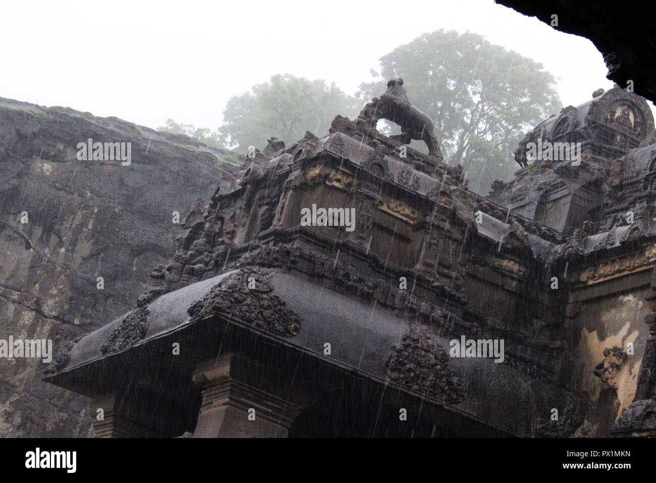 The unbeliavable details of Kailasa Temple of Ellora caves, the rock ...