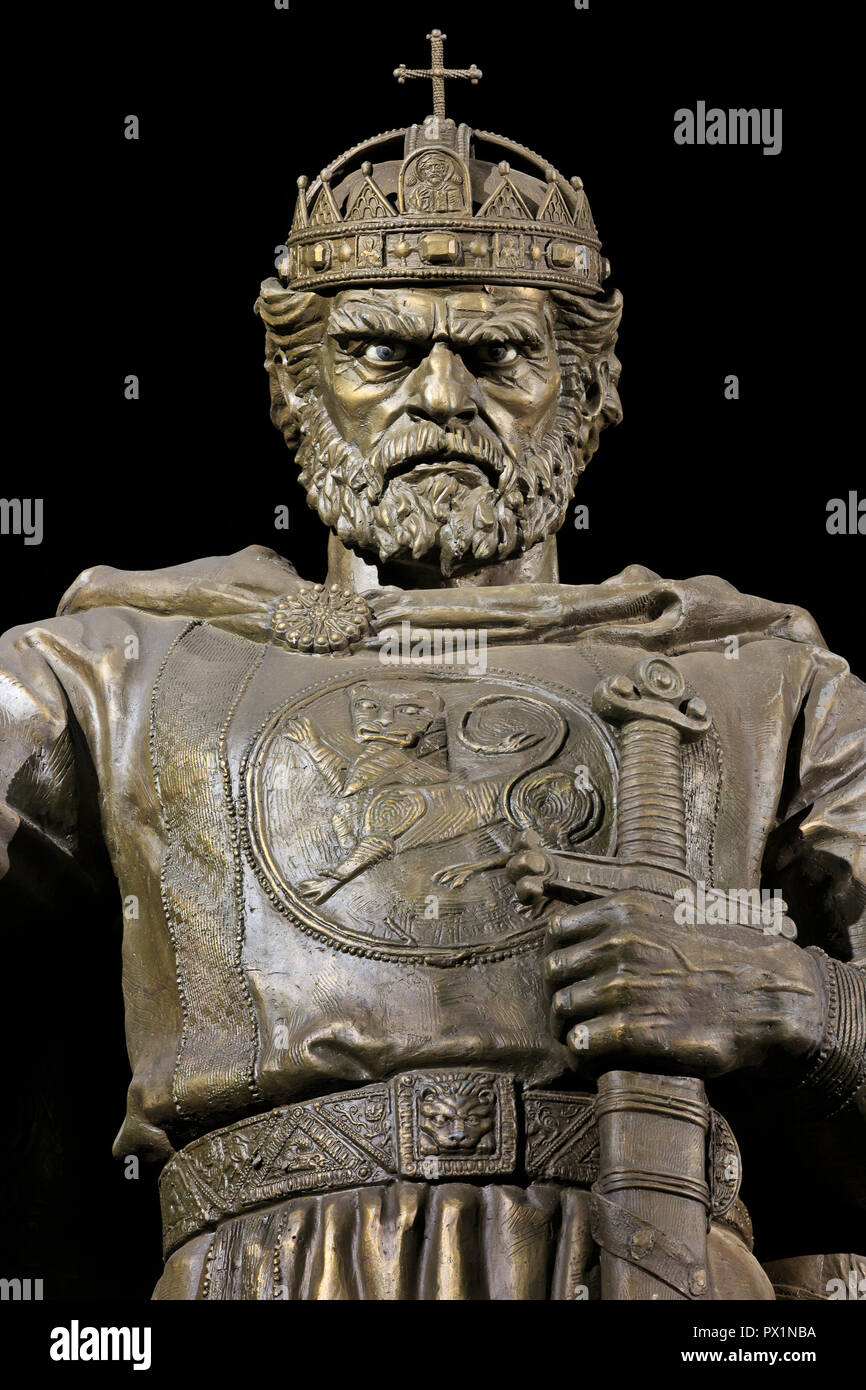 Statue of Emperor Samuel of Bulgaria (reign 997-1014) in Sofia ...