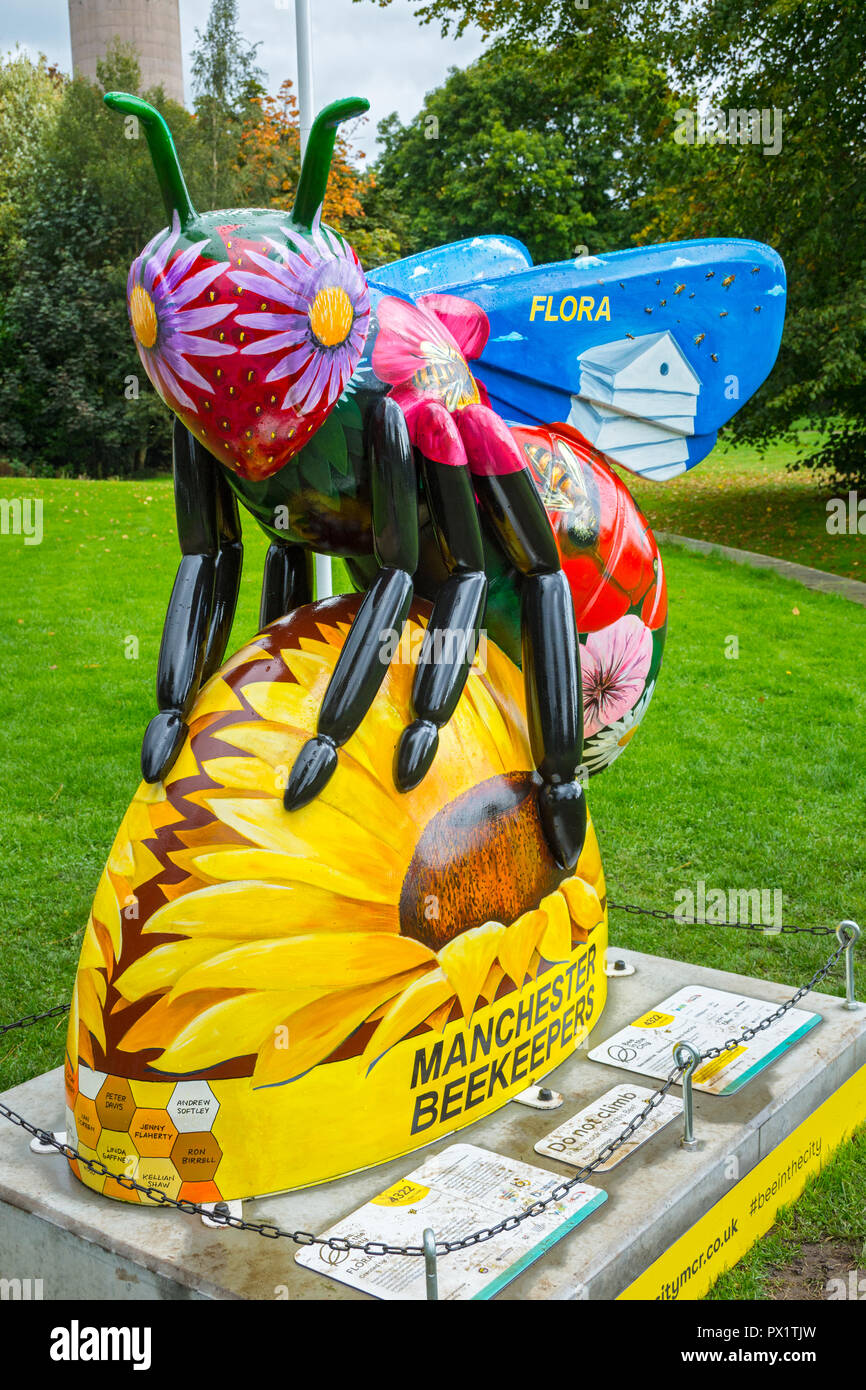 Manchester bee hi-res stock photography and images - Alamy