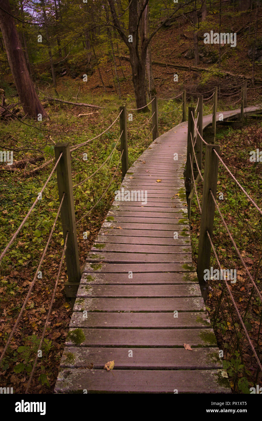 Winding pedestrian bridge hi-res stock photography and images - Alamy
