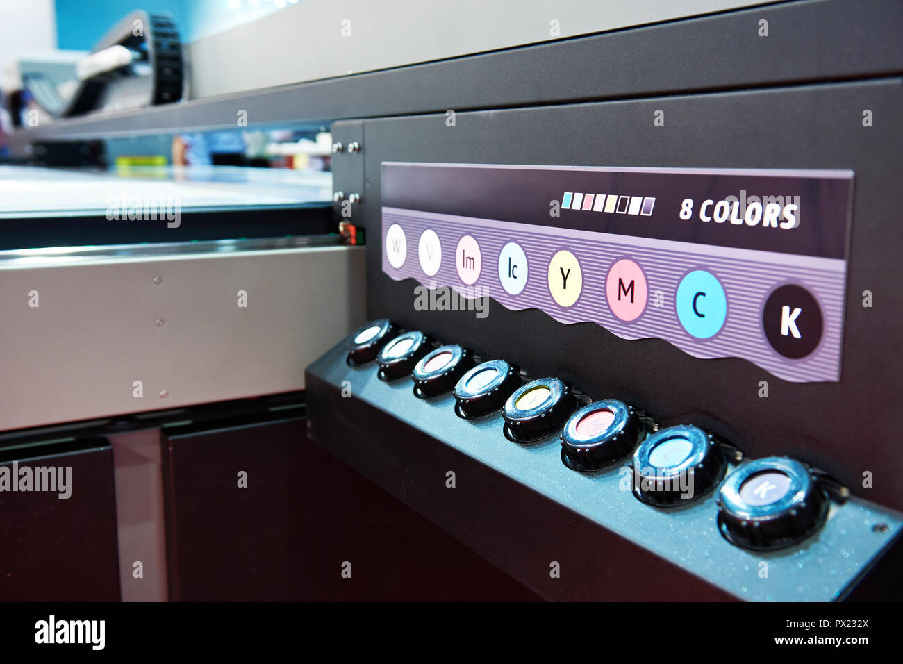 Large format printing hi-res stock photography and images - Alamy