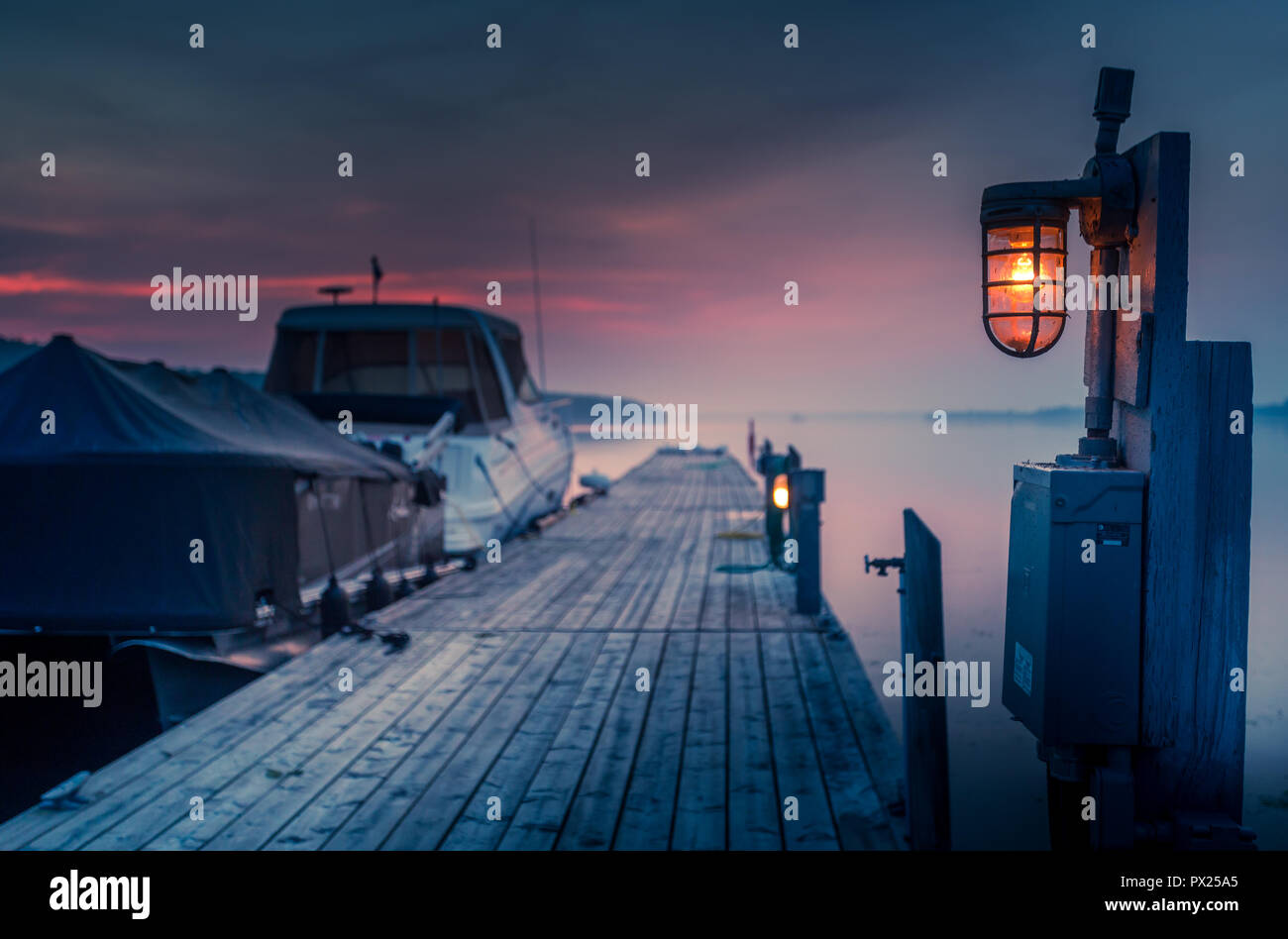 Finding the path hi-res stock photography and images - Alamy