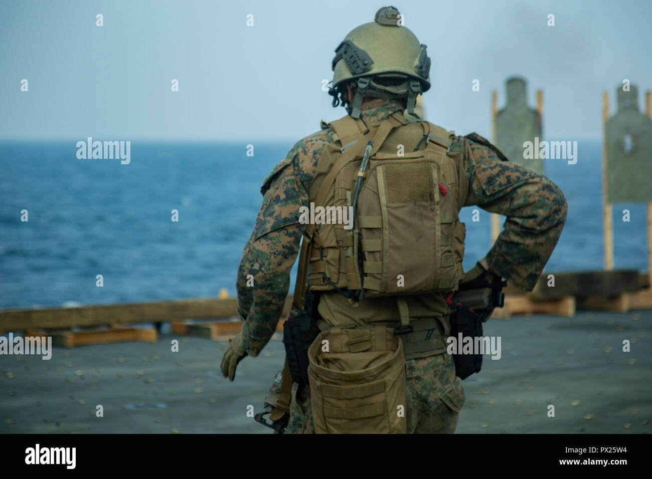 31st marine expeditionary unit u s marine with force reconnaissance ...