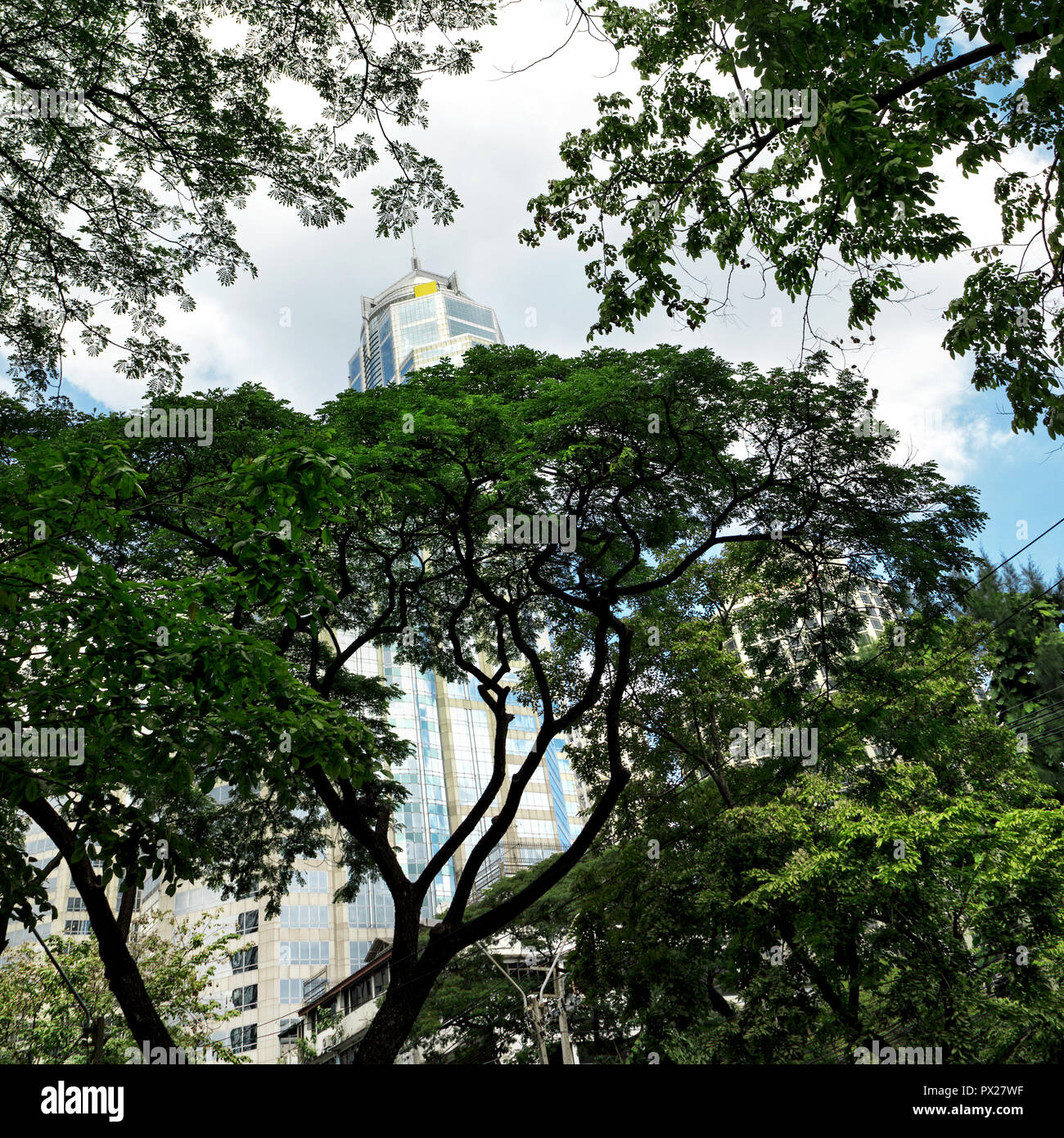 Environmental buildings in high rise building hi-res stock photography ...