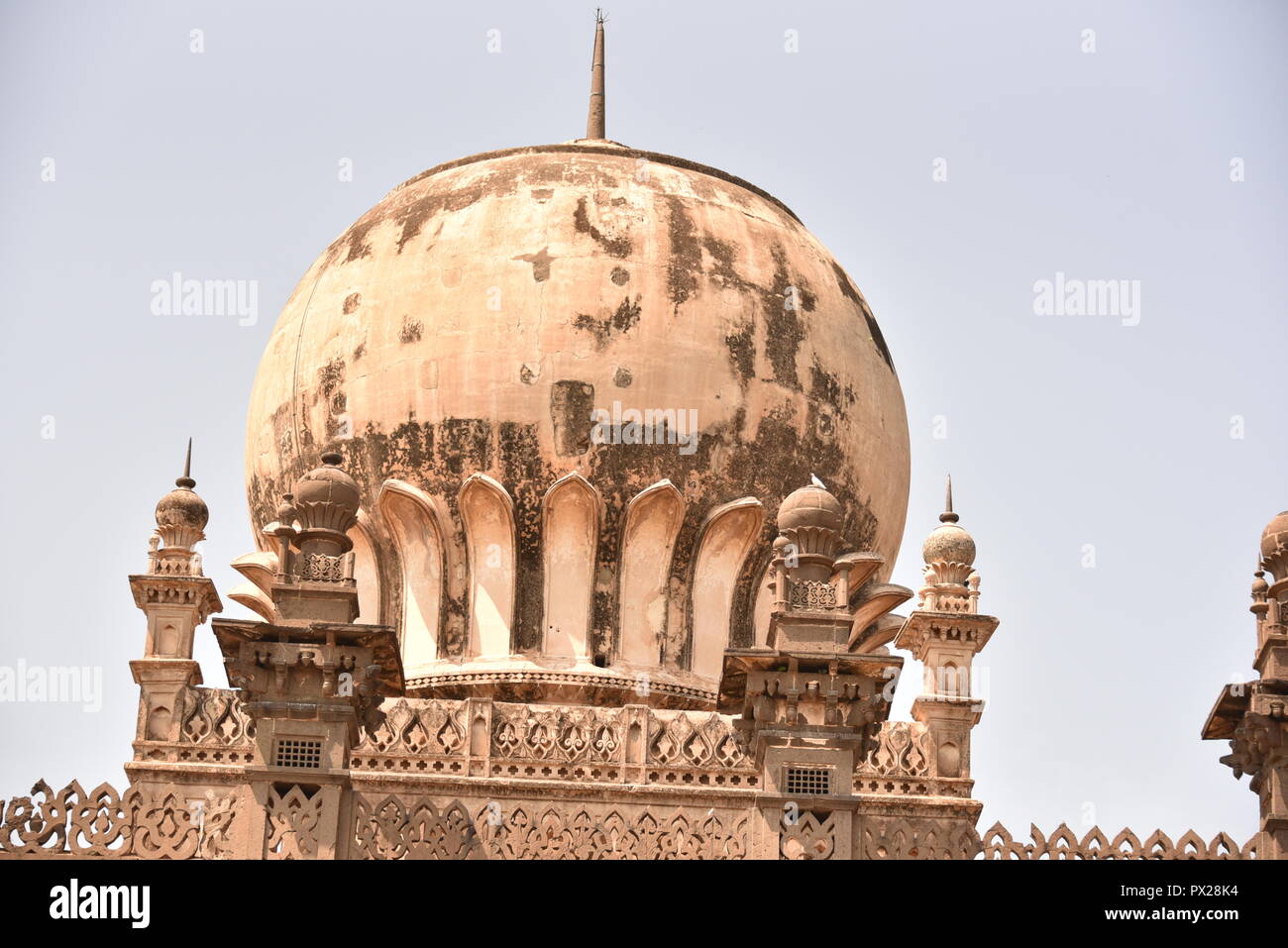 Ibrahim Rauza Tomb, Bijapur, Karnataka, India Stock Photo - Alamy