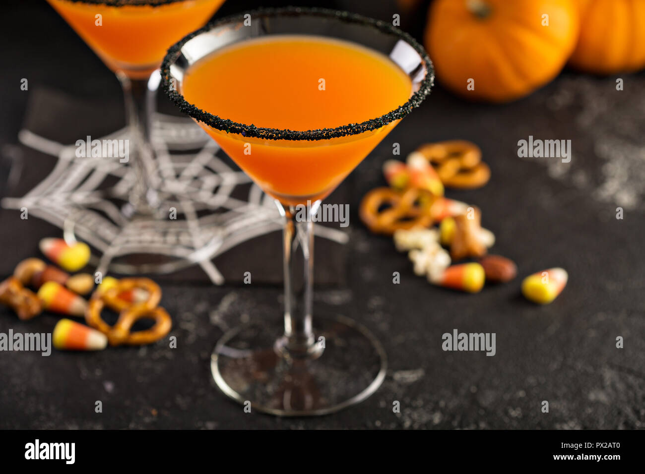 Martini and snack hi-res stock photography and images - Alamy