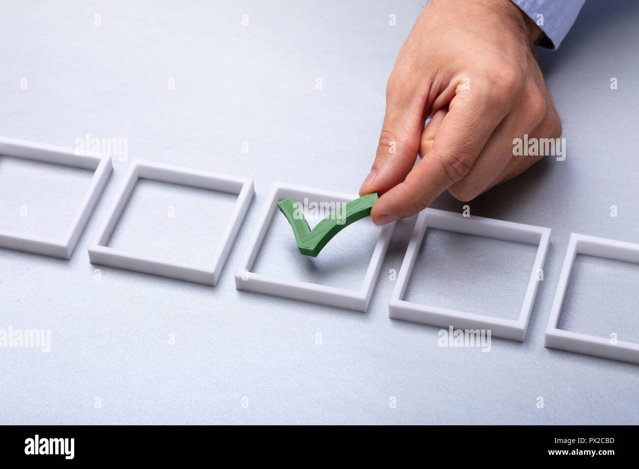 Check box green check mark hi-res stock photography and images - Alamy