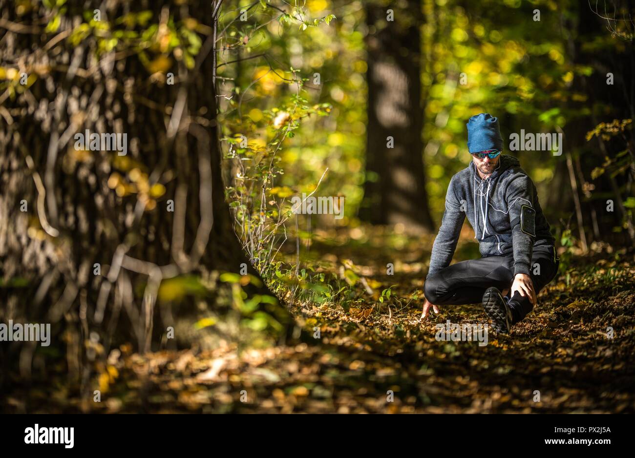 Stretch leg hi-res stock photography and images - Alamy