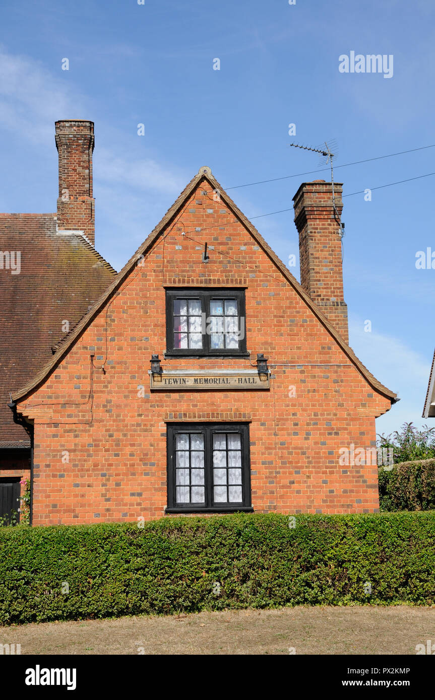 Tewin Memorial Hall, Tewin, Hertfordshire Stock Photo - Alamy