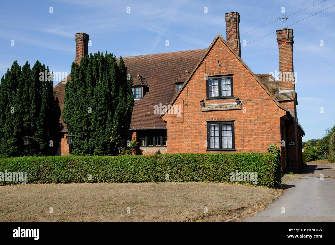 Tewin Memorial Hall, Tewin, Hertfordshire Stock Photo - Alamy