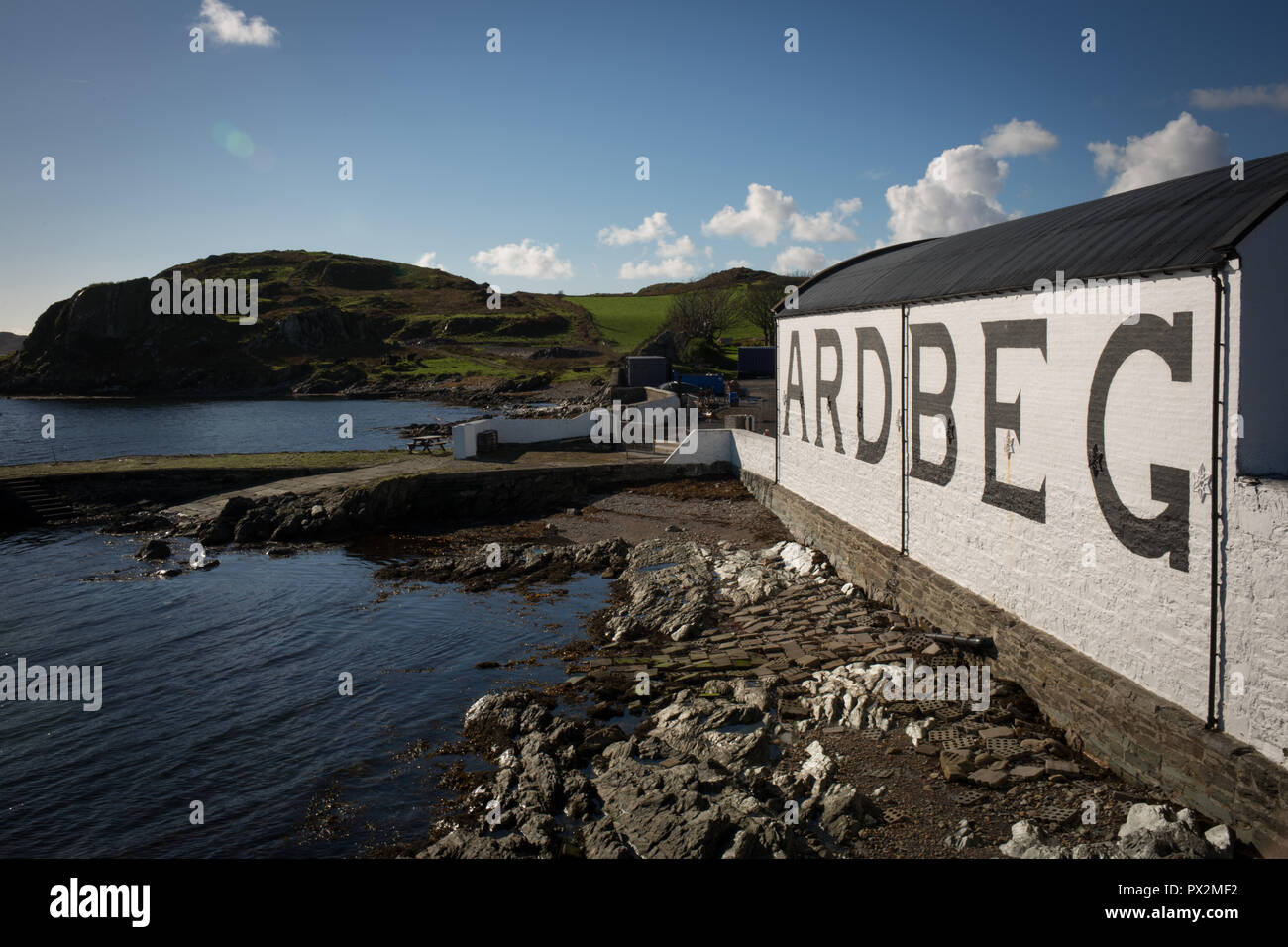 Ardbeg distillery hi-res stock photography and images - Alamy