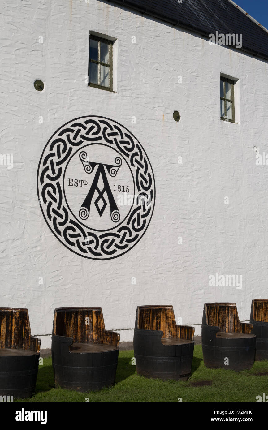 Whisky logo hi-res stock photography and images - Alamy