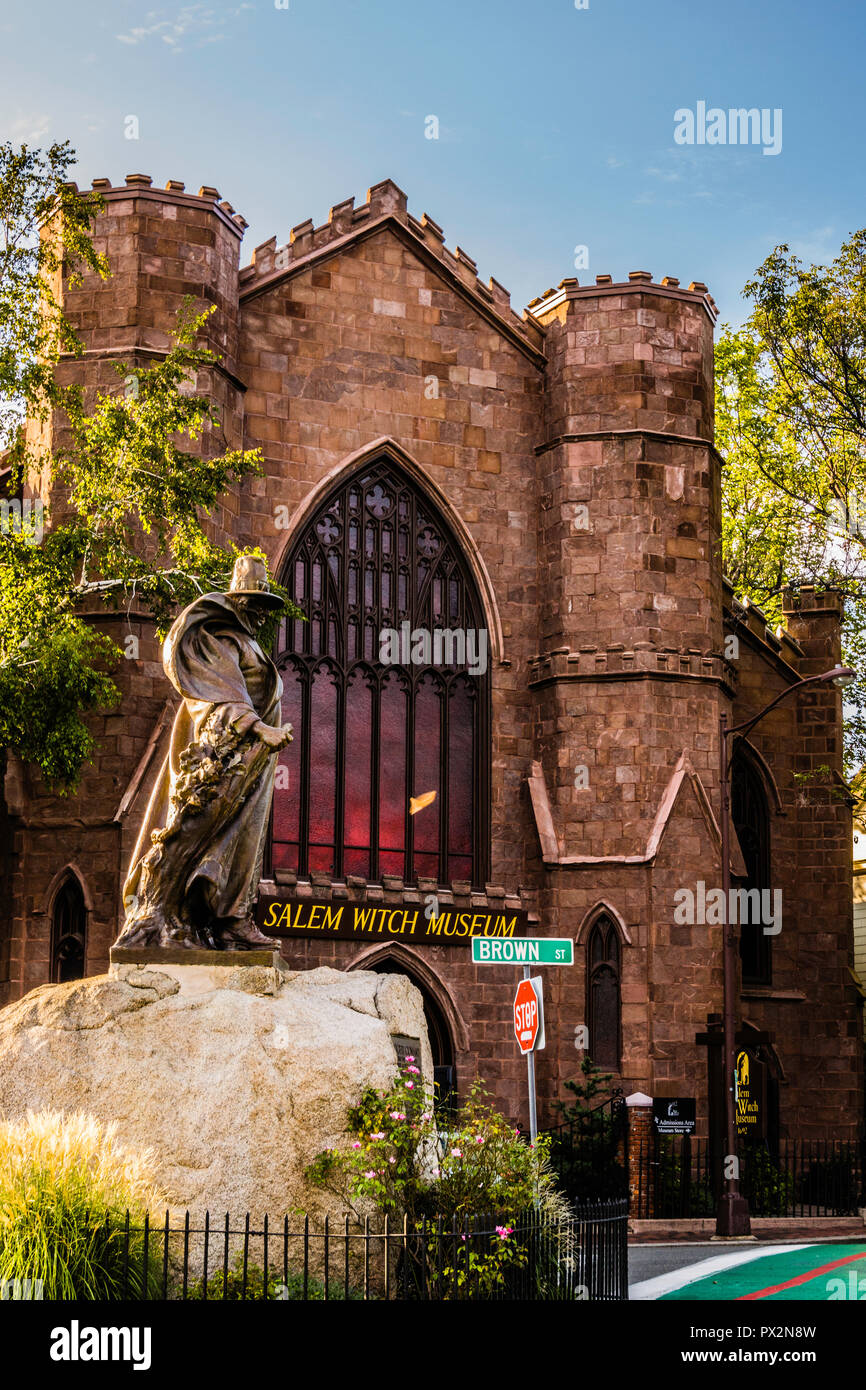 Roger Conant Statue Salem, Massachusetts, USA Stock Photo - Alamy