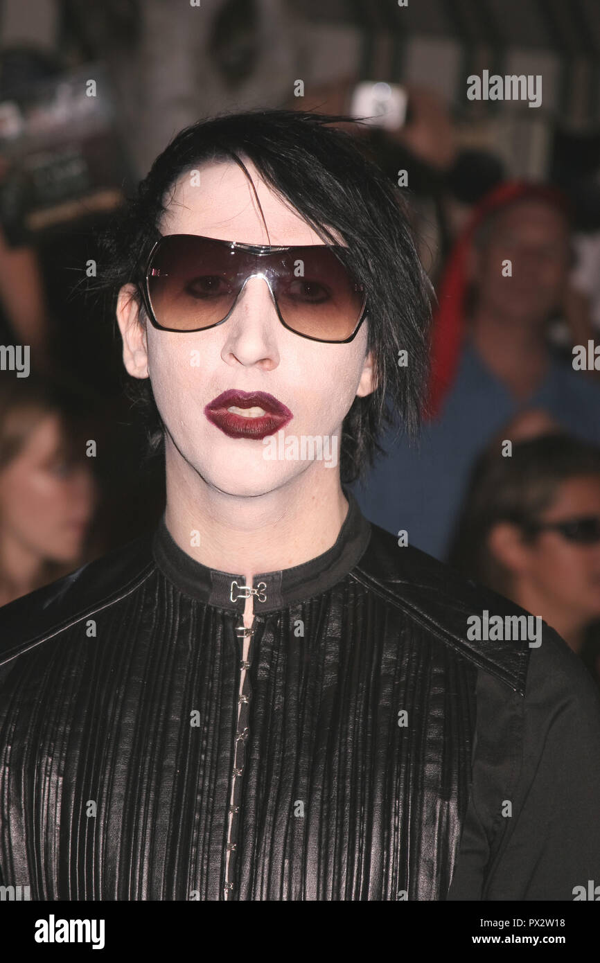 Marilyn manson hi-res stock photography and images - Alamy
