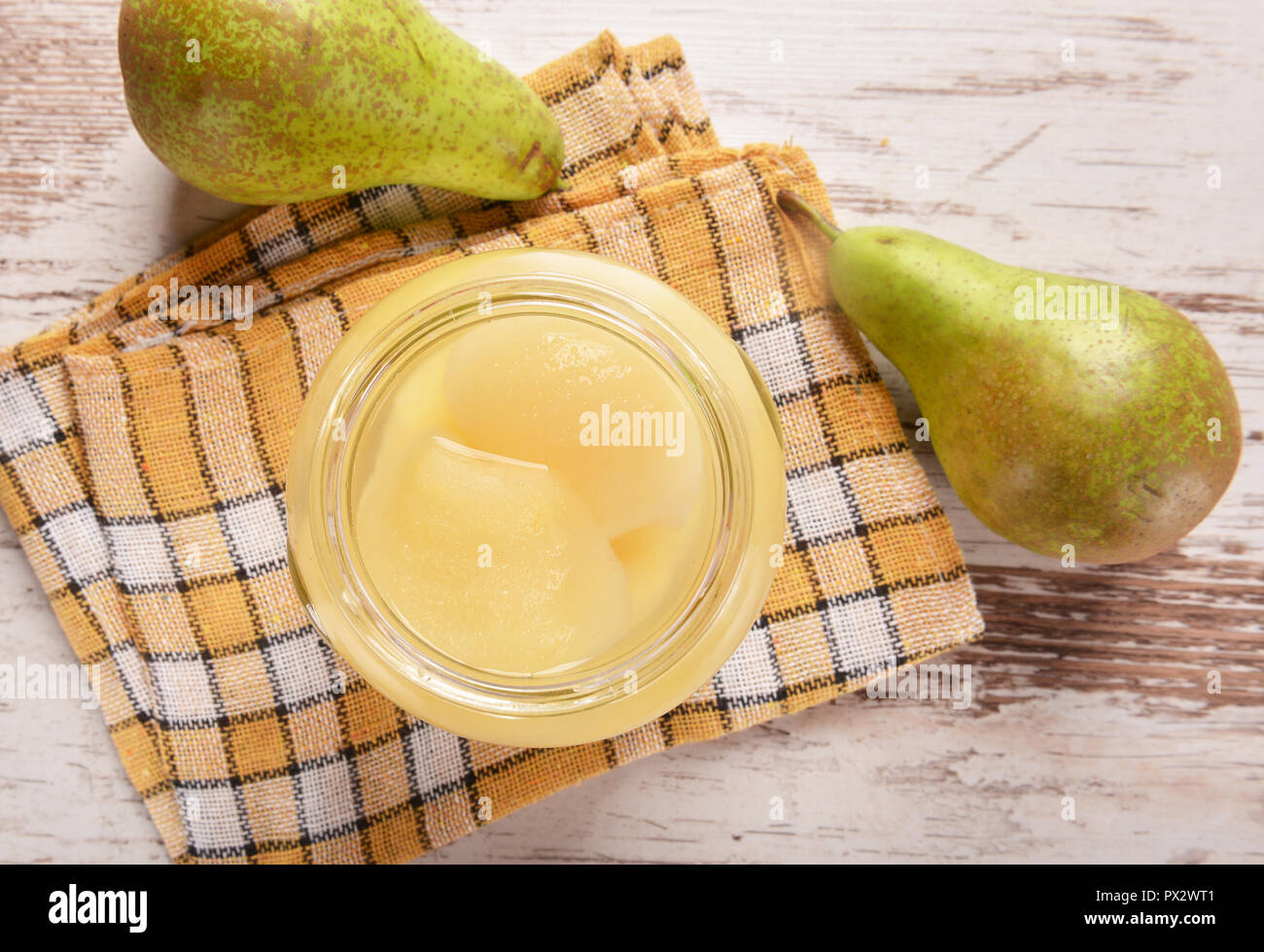 Canning pears hi-res stock photography and images - Alamy