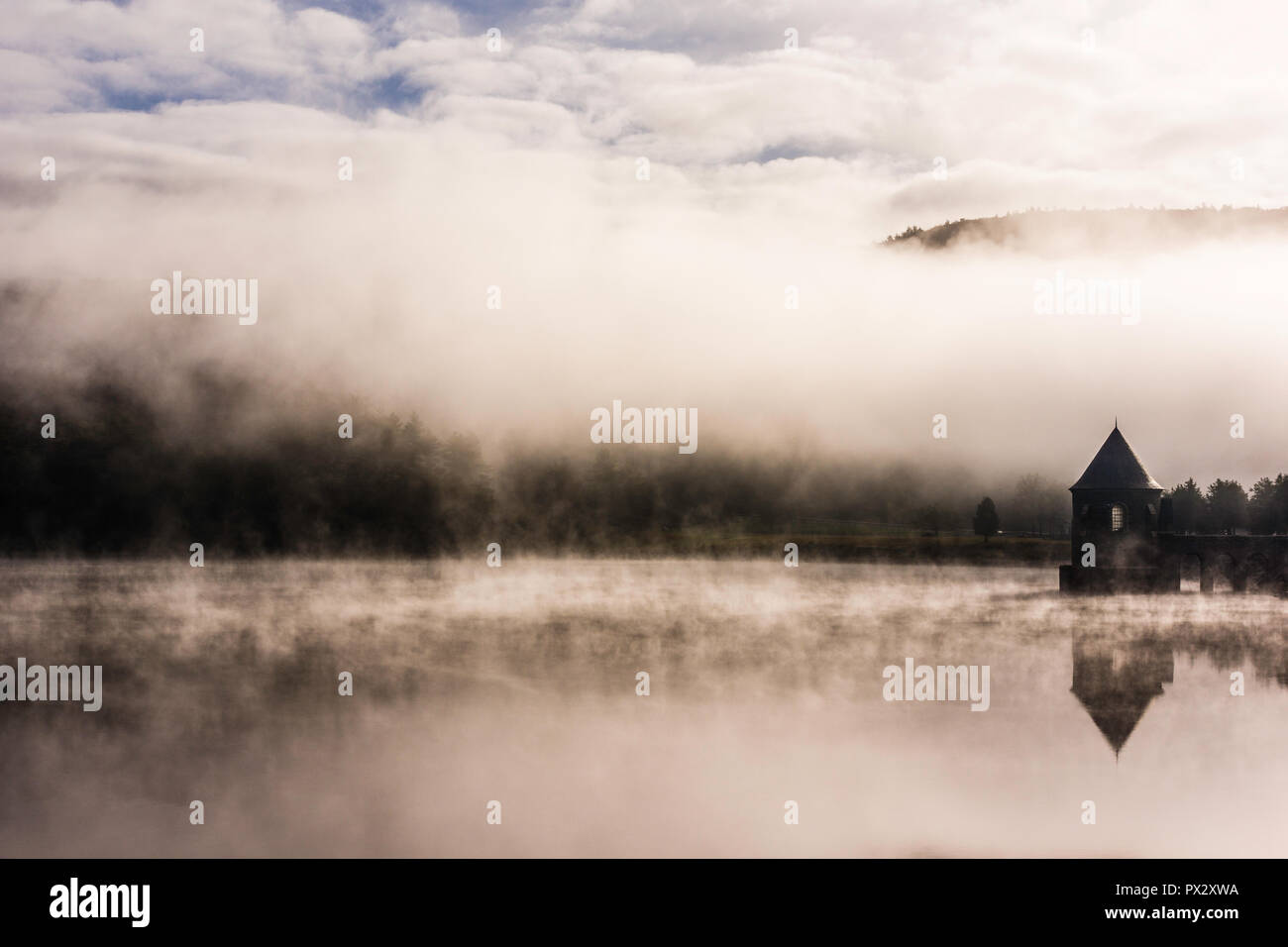 Saville Dam Barkhamsted Reservoir Barkhamsted, Connecticut, USA Stock ...
