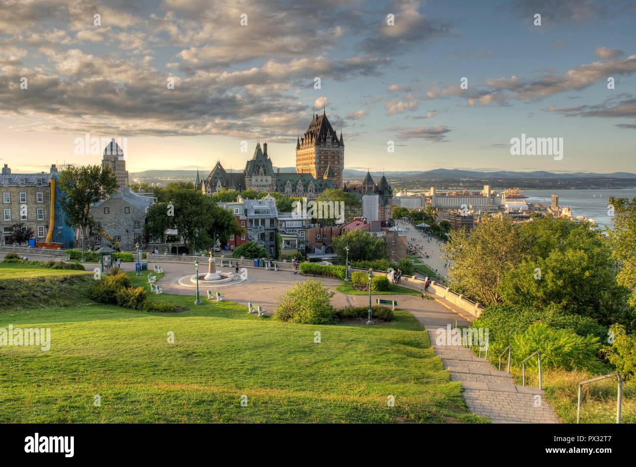 Frontenac Castle in Old Quebec City in the beautiful sunrise light ...