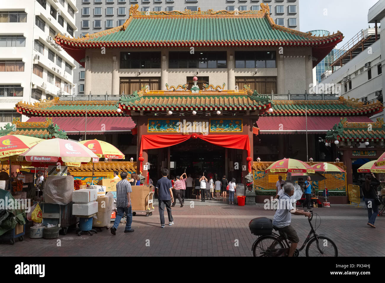 Kwan Im Thong Hood Cho Temple, Waterloo St., Bugis, Singapore, with ...