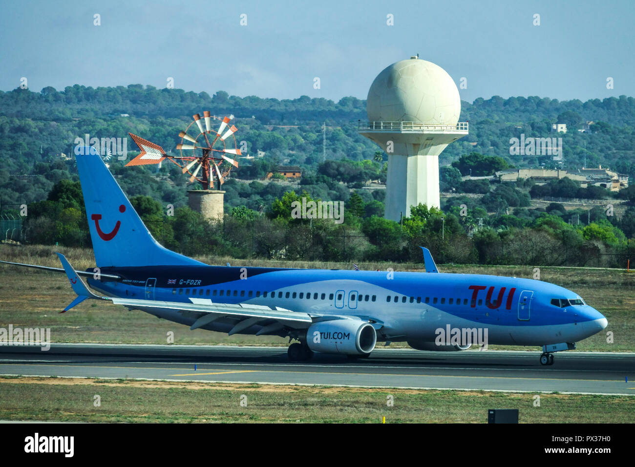 TUI plane Boeing 737 Taxiing plane on Runway TUI Aircraft Palma de ...