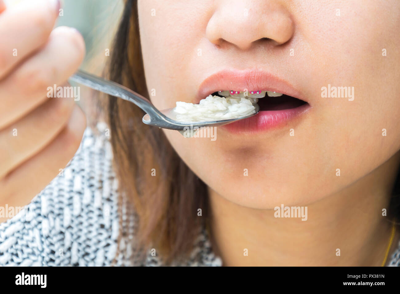 Chewing Food Woman Stock Photos & Chewing Food Woman Stock Images - Alamy
