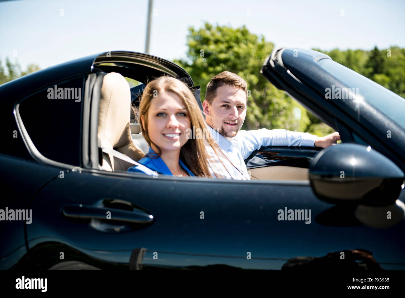 Family road trip convertible hi-res stock photography and images - Alamy