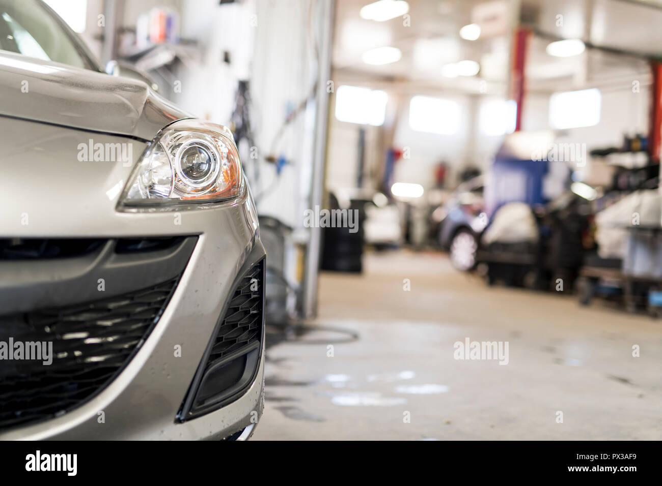 Car front garage hi-res stock photography and images - Alamy