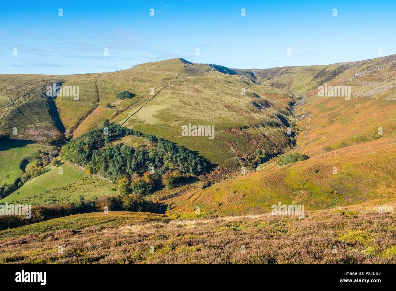 Grindslow Knoll and Grindsbrook Clough from Ringing Roger on Kinder ...