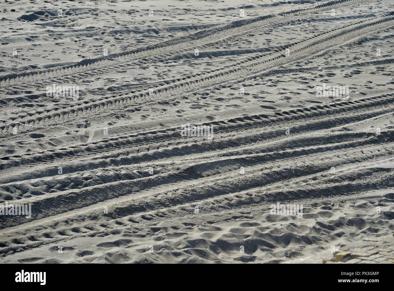 La Linea, Spain. 29th Sep, 2018. Beach, Spain, city of La Linea, 29 ...
