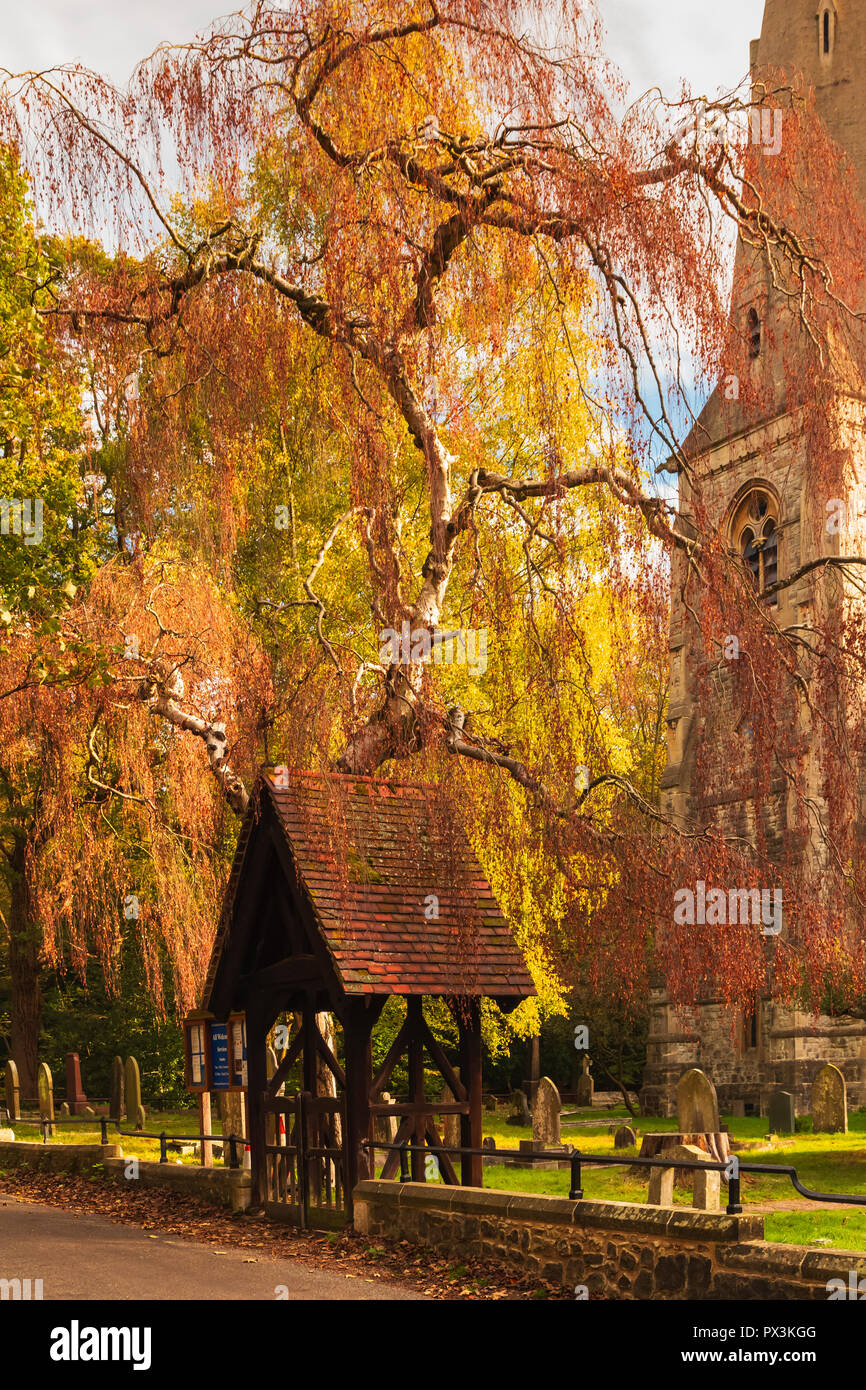 Epping Forest. 19th Oct 2018. UK Weather: The Church of the Holy ...