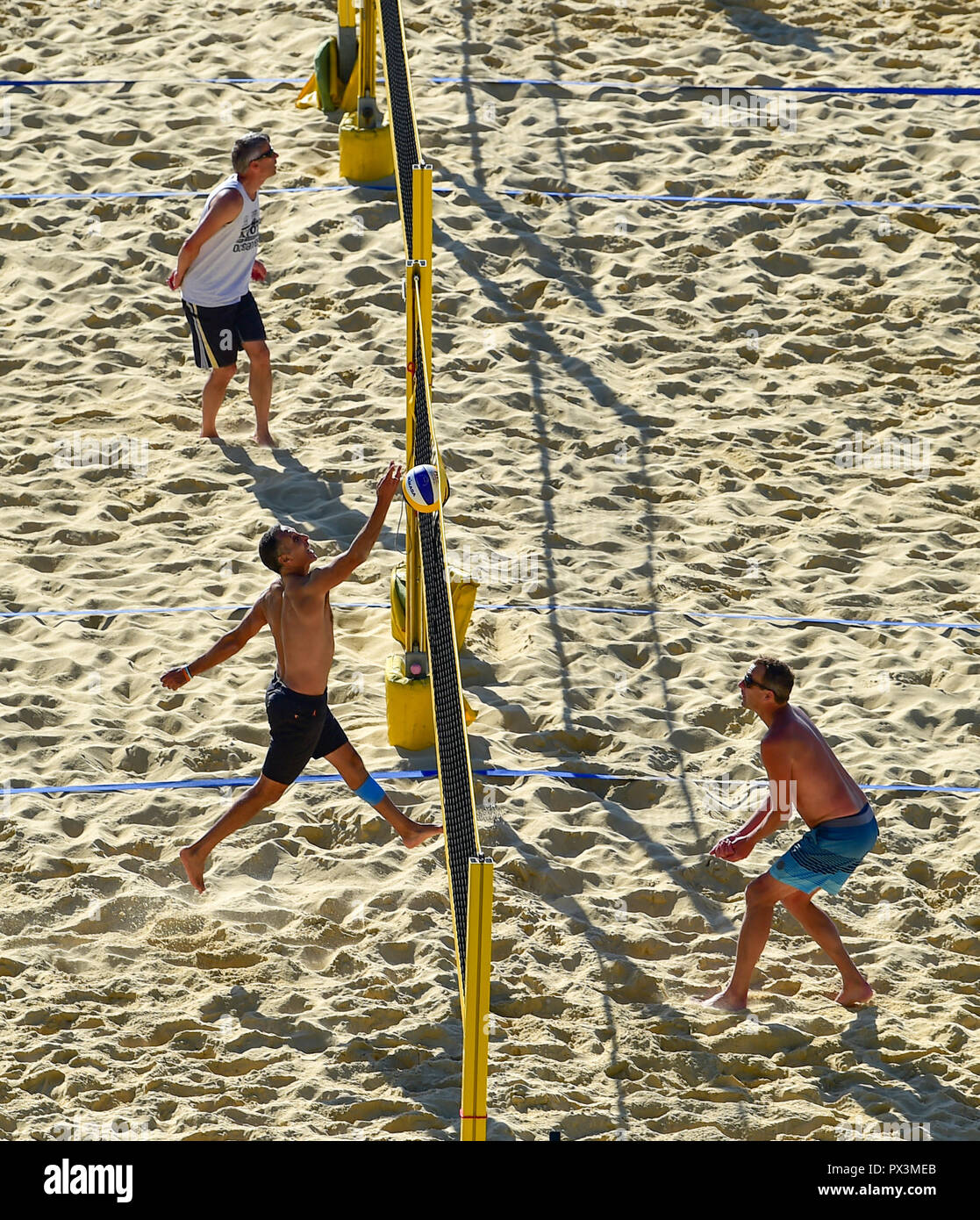 Yellowave beach volleyball courts hi-res stock photography and images ...
