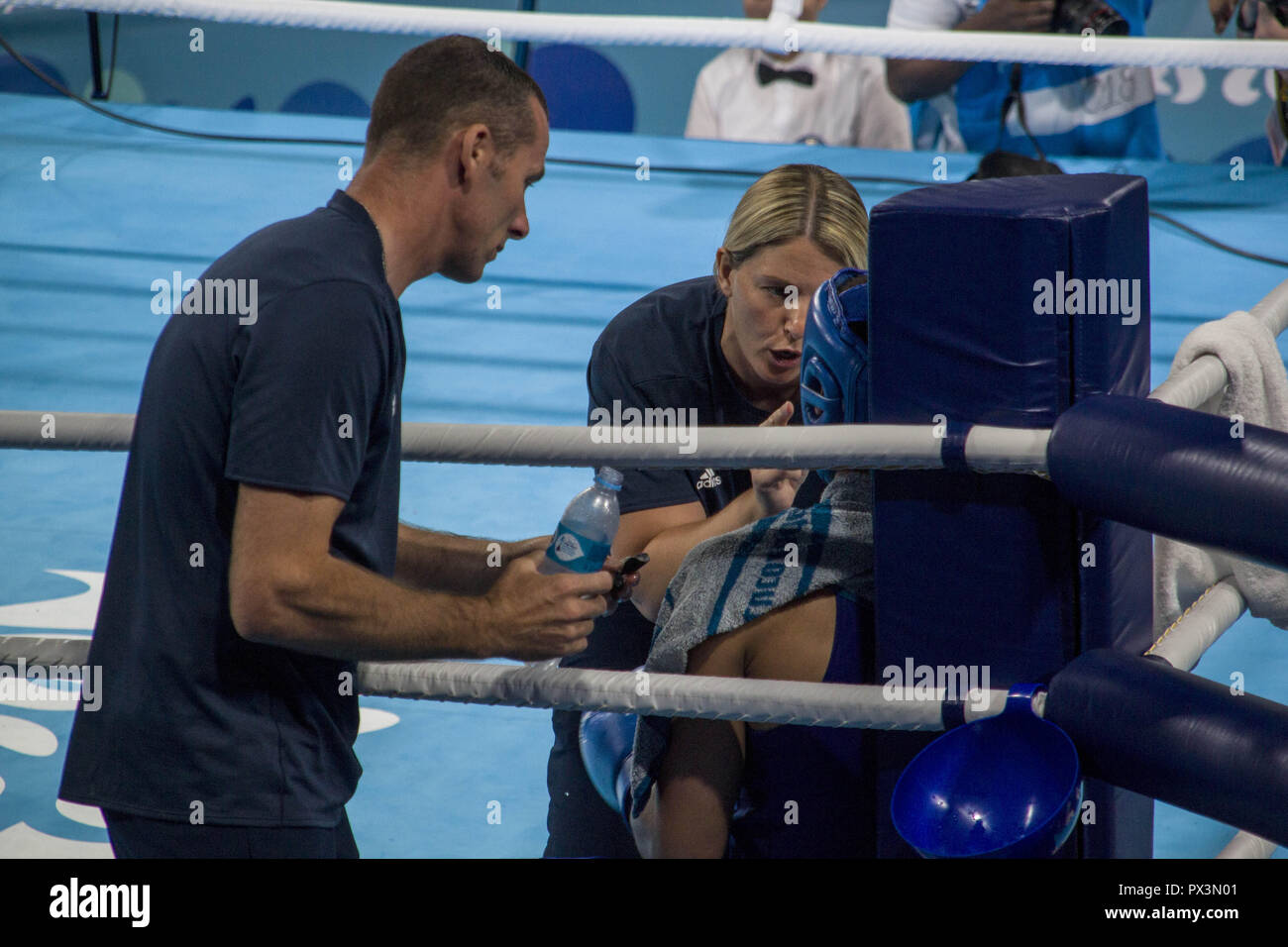 Loser boxer hi-res stock photography and images - Alamy