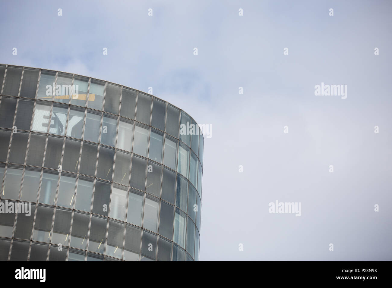 Duesseldorf, Germany. 19th Oct, 2018. 19 October 2018, Germany ...