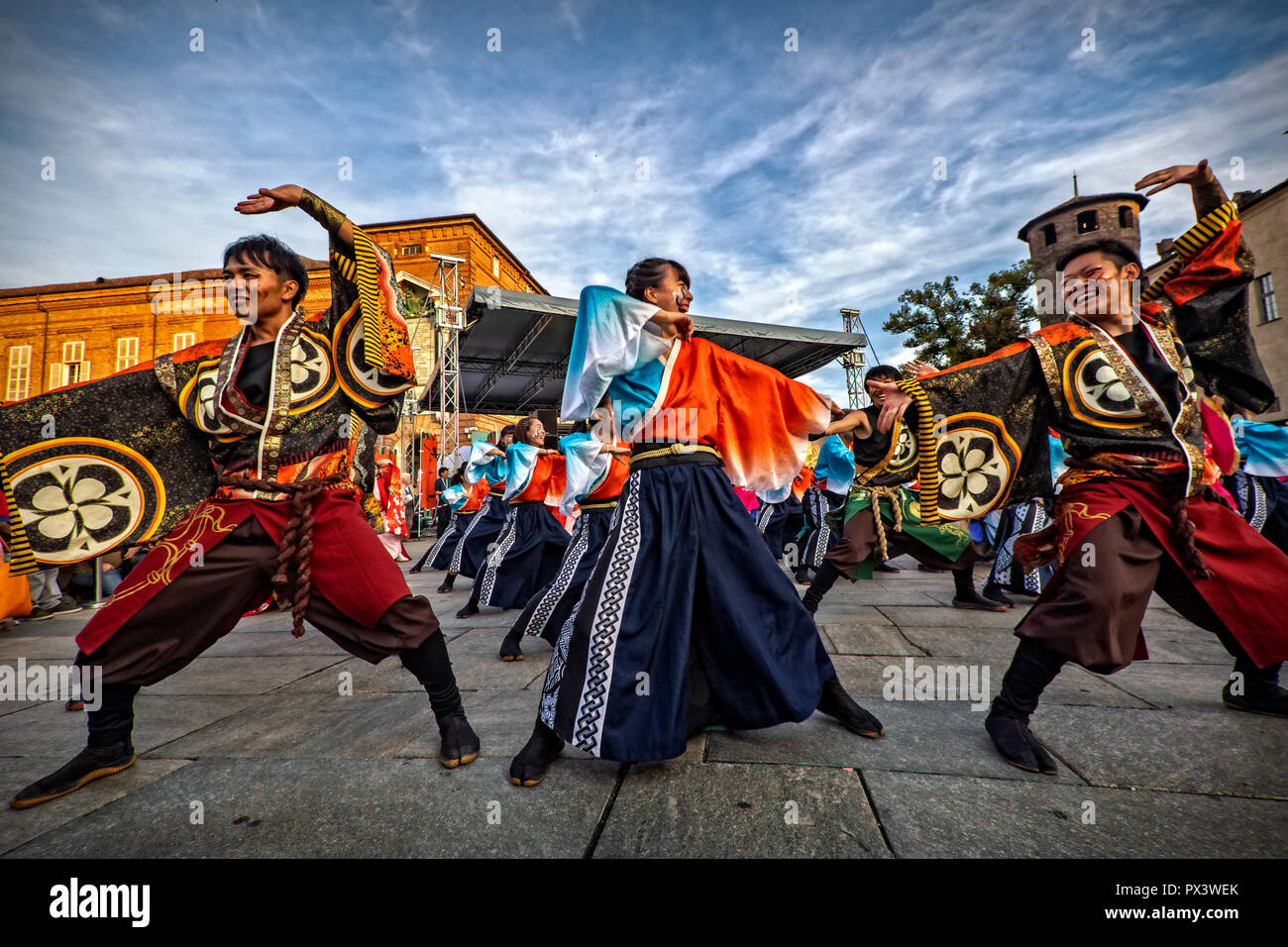 Samurai giappone hi-res stock photography and images - Alamy