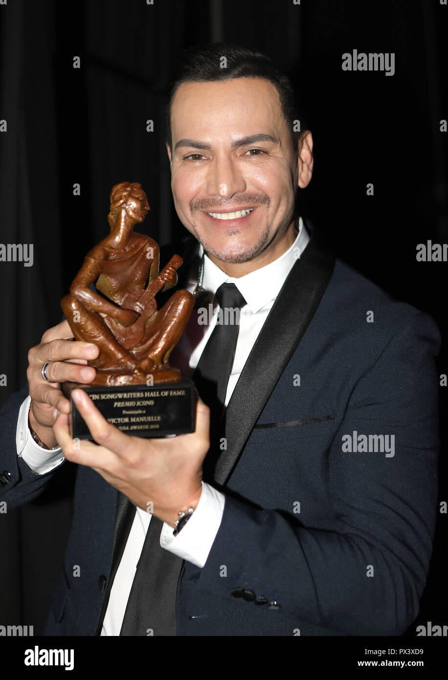 Victor manuelle hi-res stock photography and images - Alamy