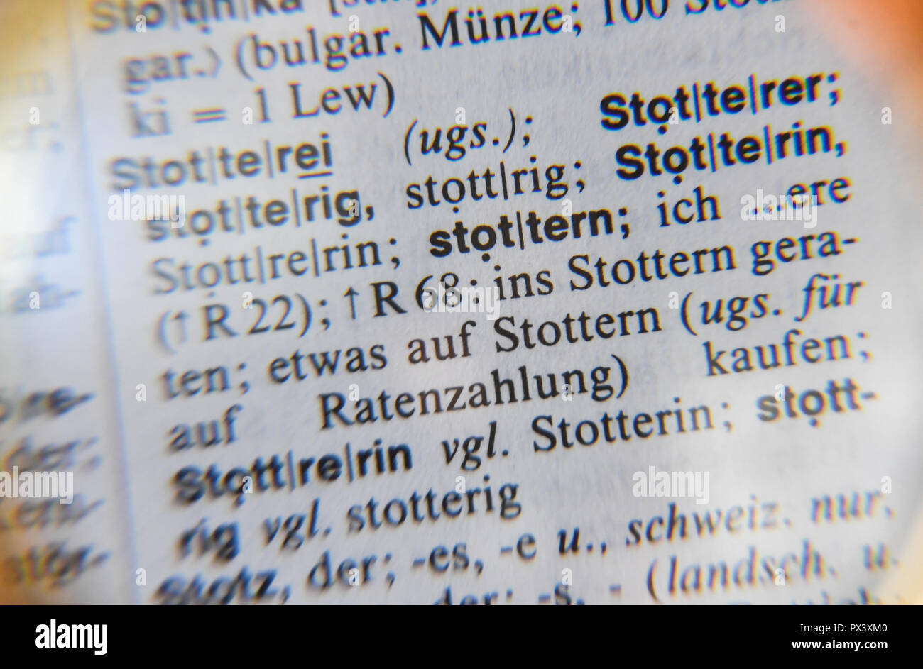 Weekly poll hi-res stock photography and images - Alamy