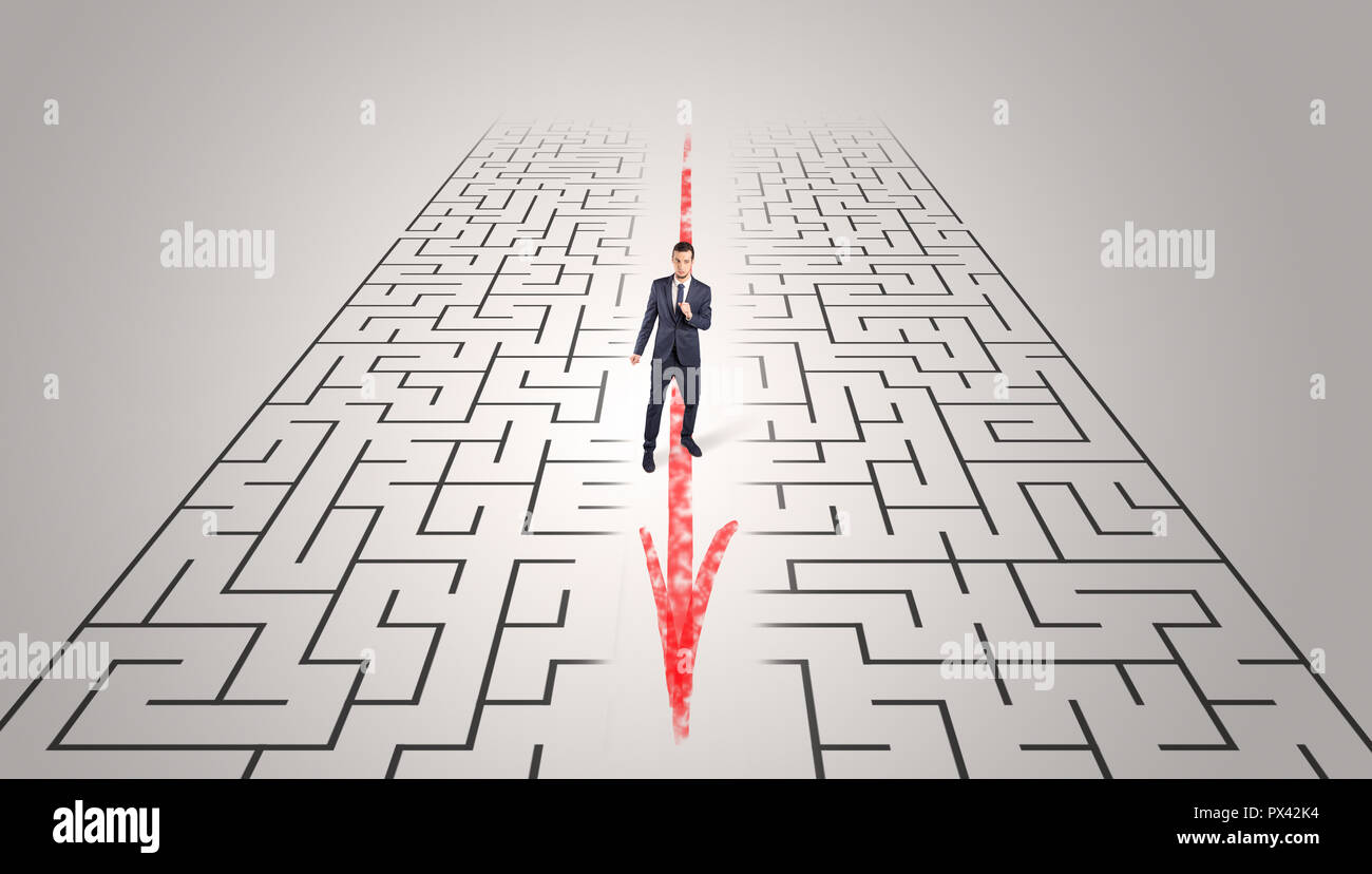 Straight through maze hi-res stock photography and images - Alamy