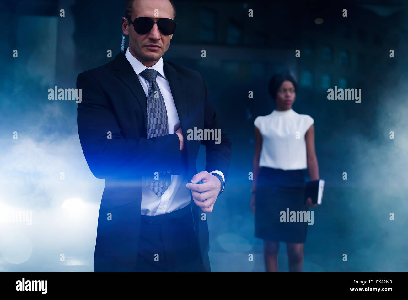 Bodyguard people hi-res stock photography and images - Alamy