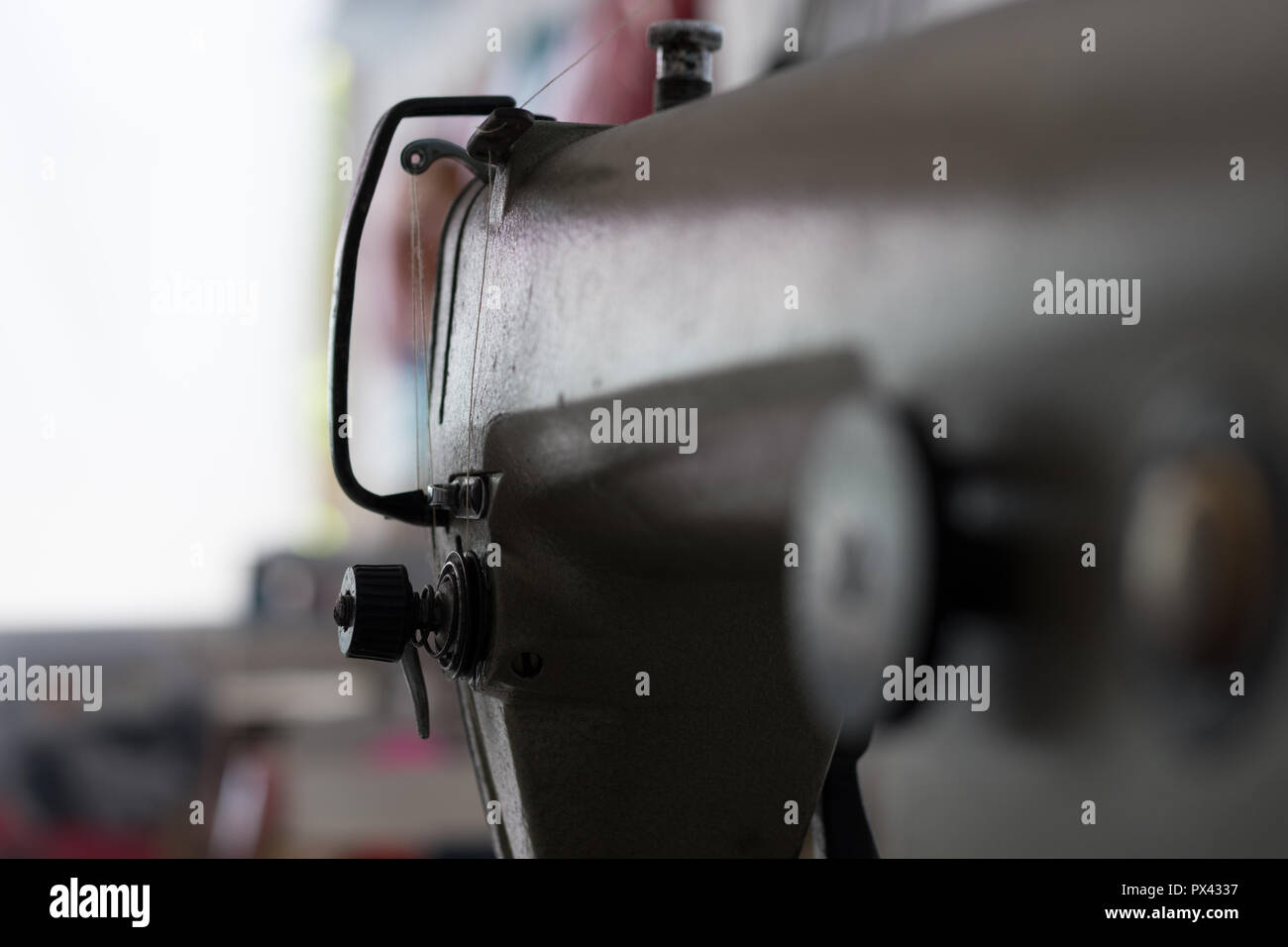 Industrial sewing machine hi-res stock photography and images - Alamy