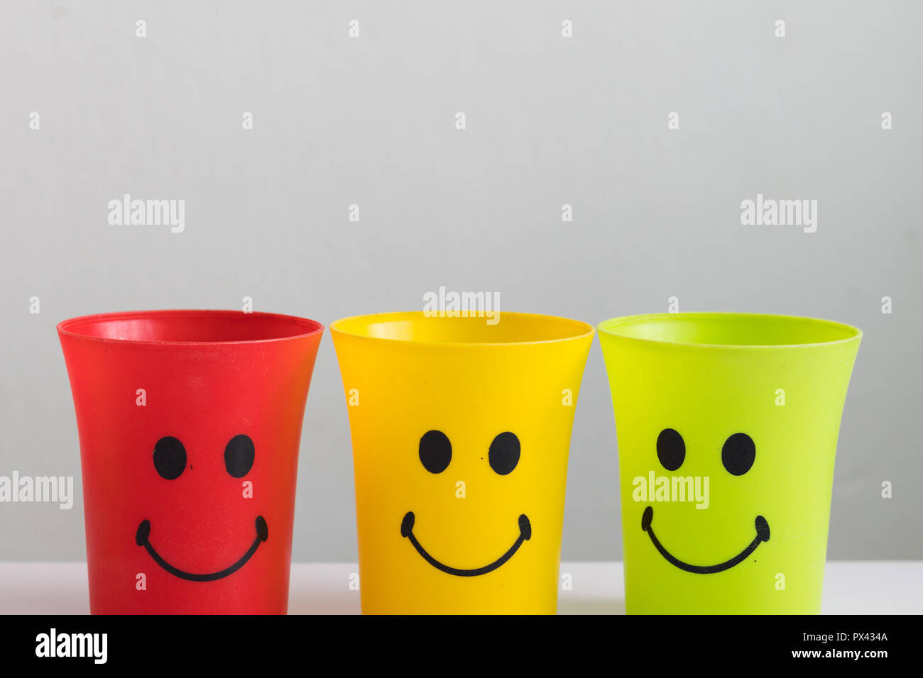 Smiley cup hi-res stock photography and images - Alamy