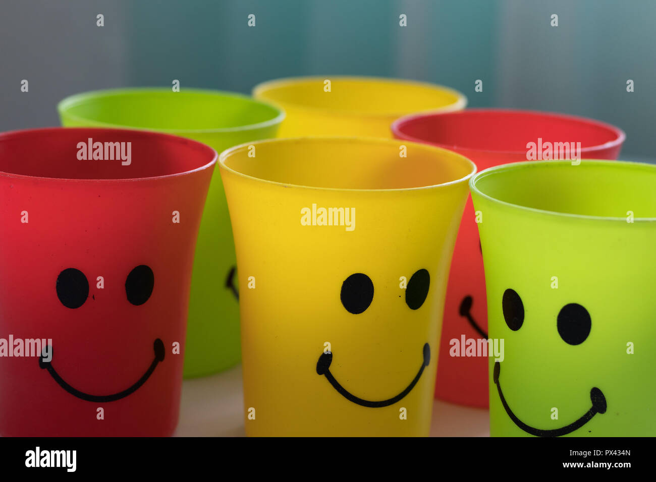 Smiley cup hi-res stock photography and images - Alamy