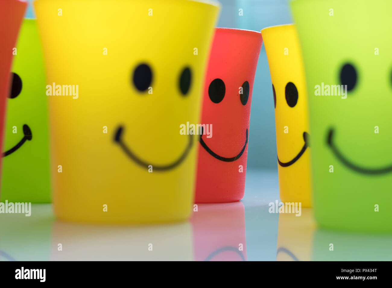 Smiley cup hi-res stock photography and images - Alamy