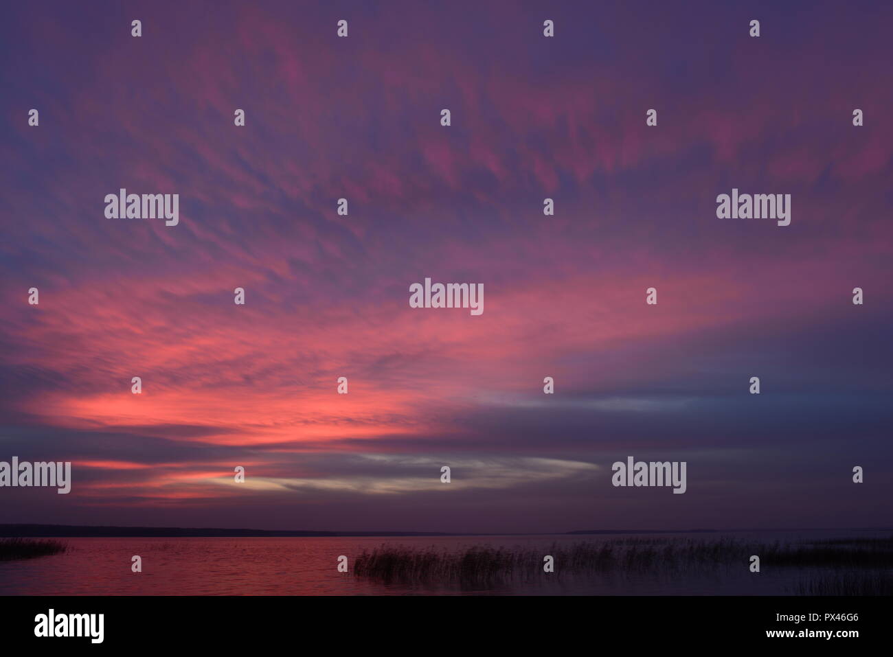 Dusk twilight nightfall hi-res stock photography and images - Alamy