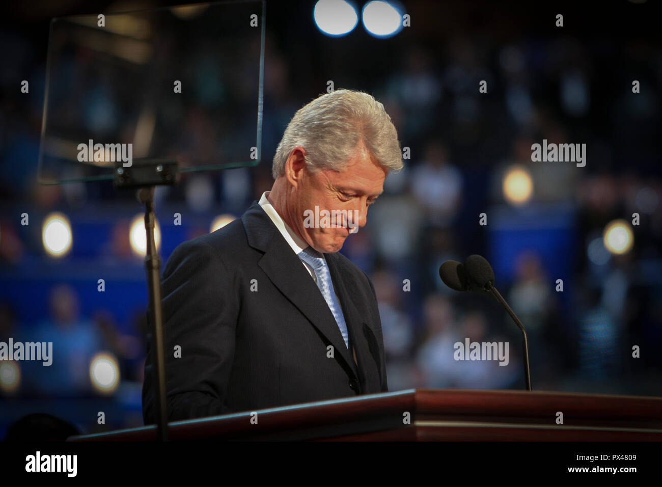 Former U.S. President, Bill Clinton walks up to podium for his Keynote ...